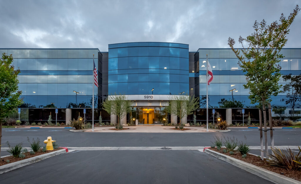 3 HUTTON CENTRE - Cypress Office